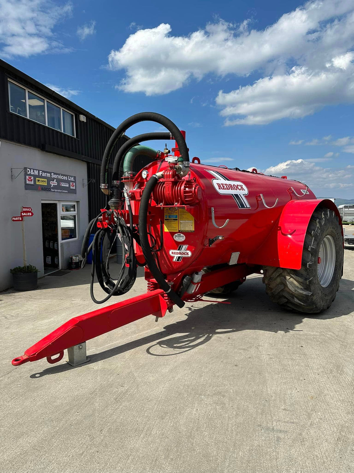Redrock 1600G Slurry Tanker — D&M Farm Services Ltd